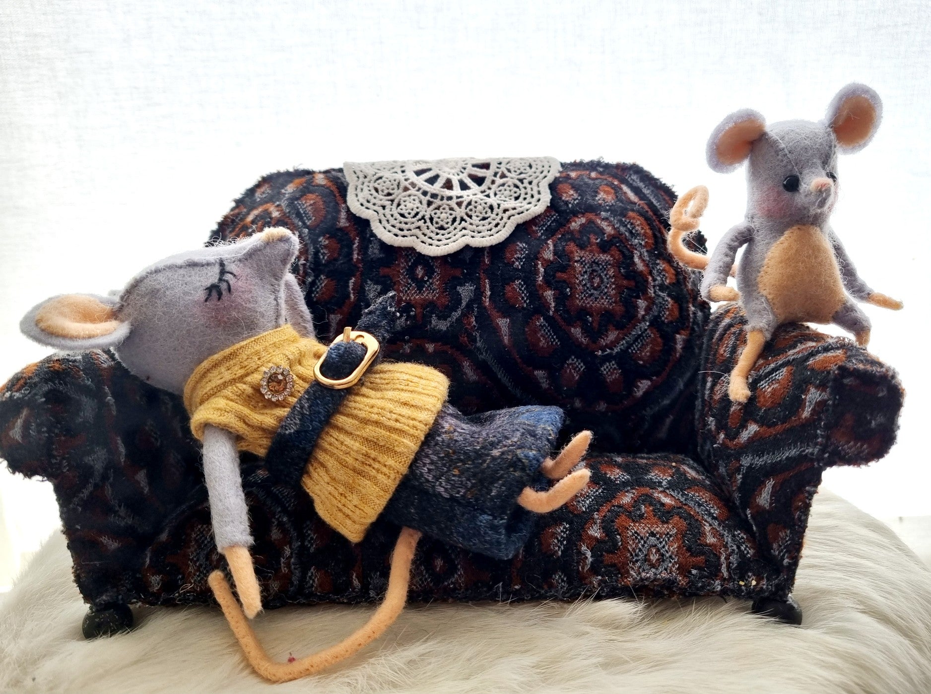 Muizen huiskamer "Powernap" – Atelier het oog van de naald